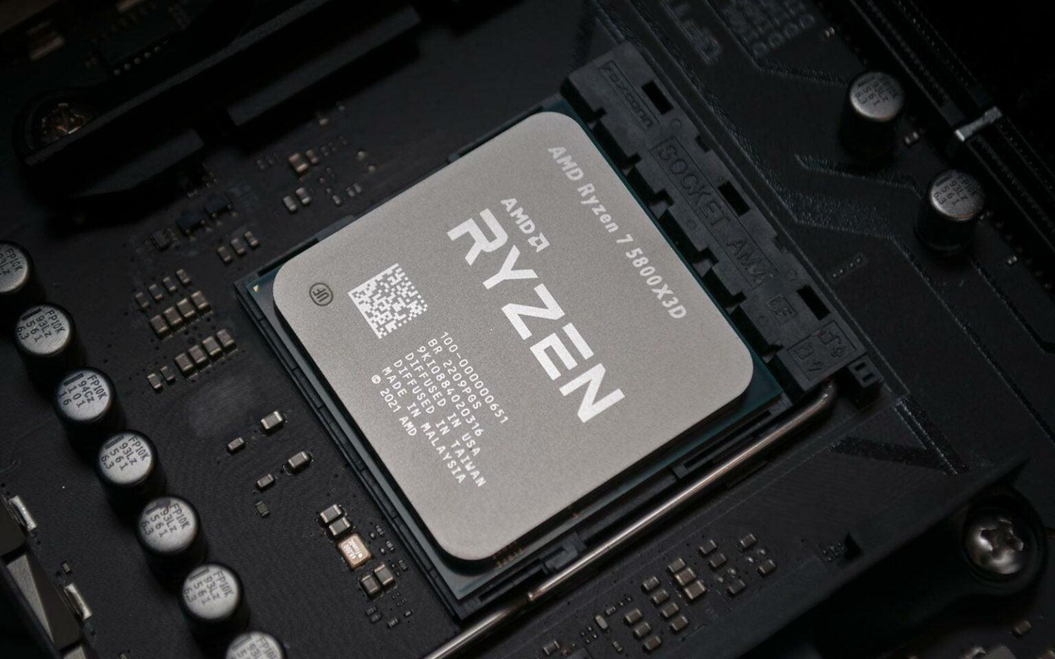 AMD Ryzen 7 5800X3D review: cache is king | Club386
