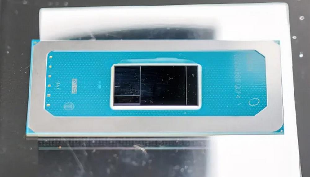 Intel reveals key details about 3D Foveros chip design on Meteor Lake ...