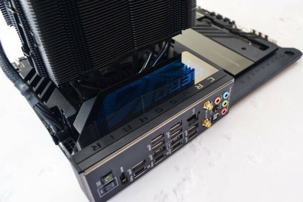 Asus ROG Crosshair X670E Hero review