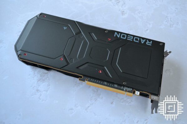 AMD Radeon RX 7900 XTX unboxing and first look | Club386