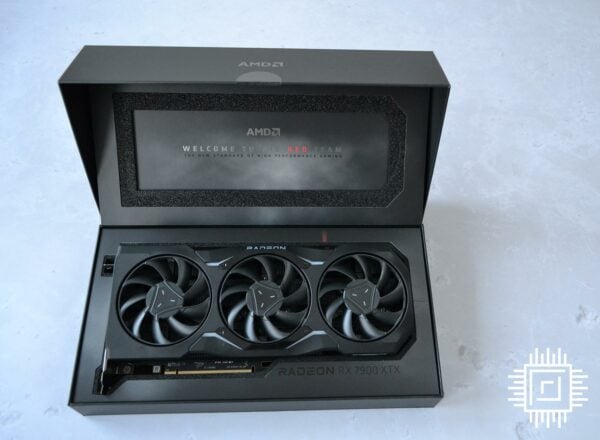 AMD Radeon RX 7900 XTX unboxing and first look | Club386