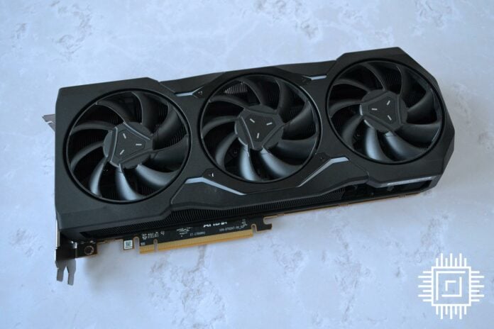 AMD Radeon RX 7900 XTX unboxing and first look | Club386