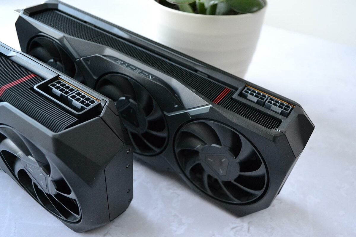 AMD Radeon RX 7900 XT unboxing and first look | Club386