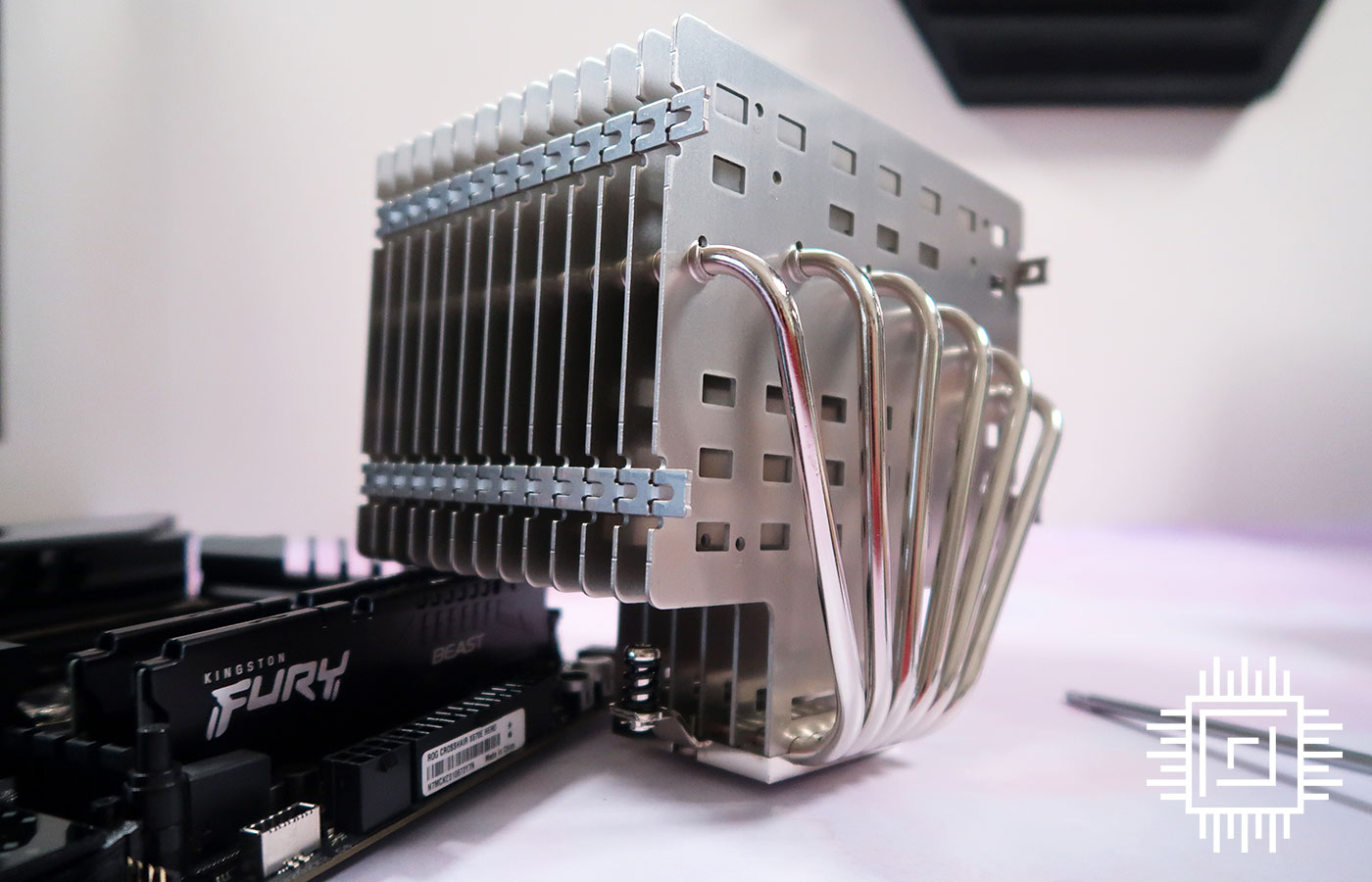 Building the ultimate passive PC with AMD Ryzen 9 7900