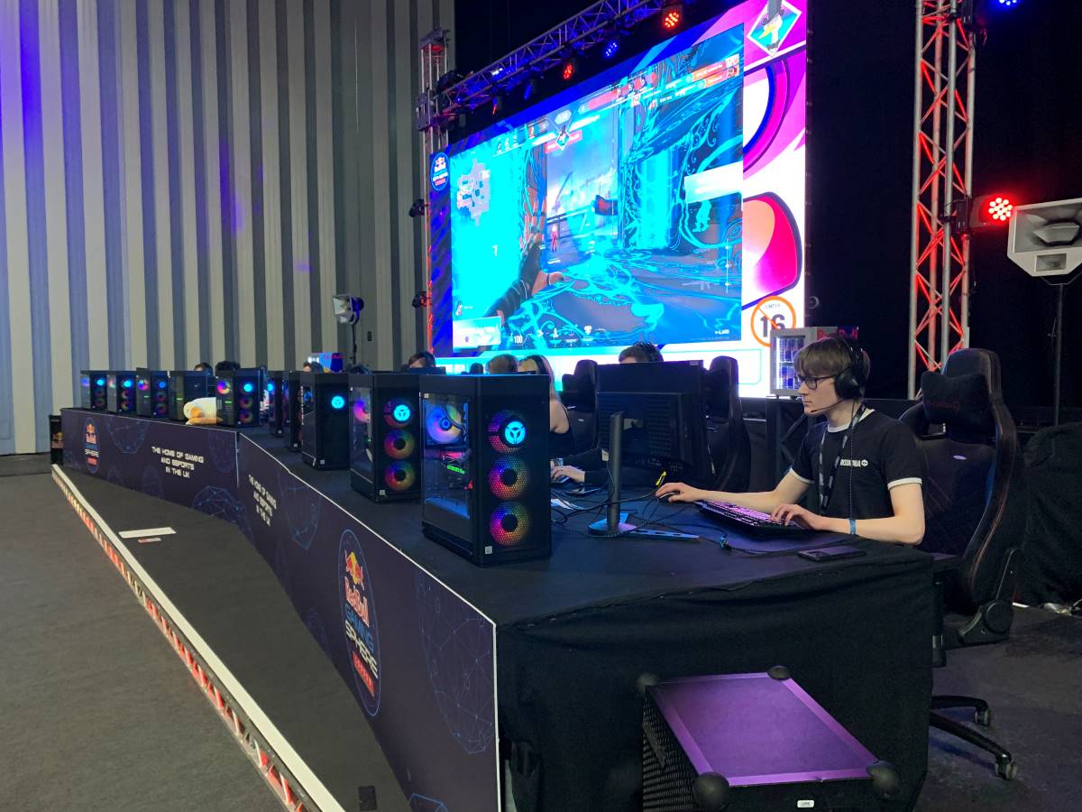 UK esports scene alive and well as crowds descend on Insomnia i70 | Club386
