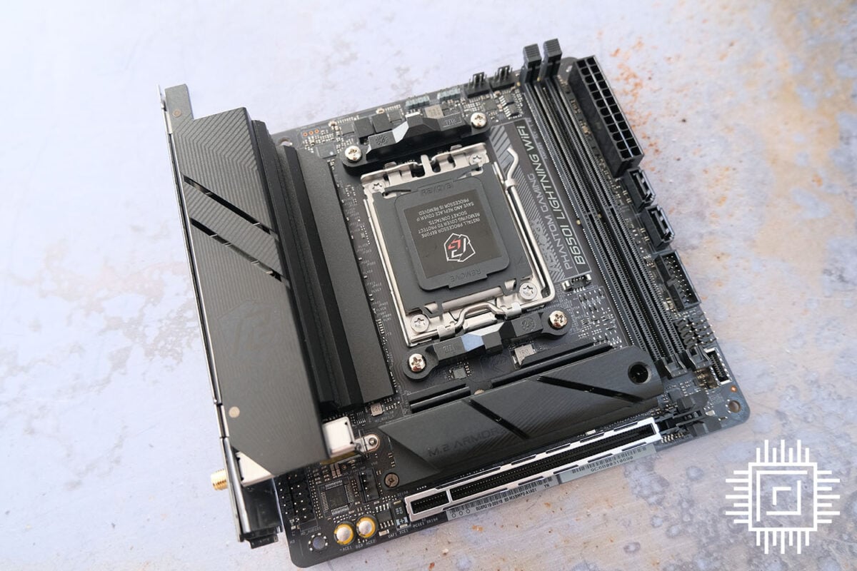 ASRock B650I PG Lightning WiFi review - don't let the size fool you ...