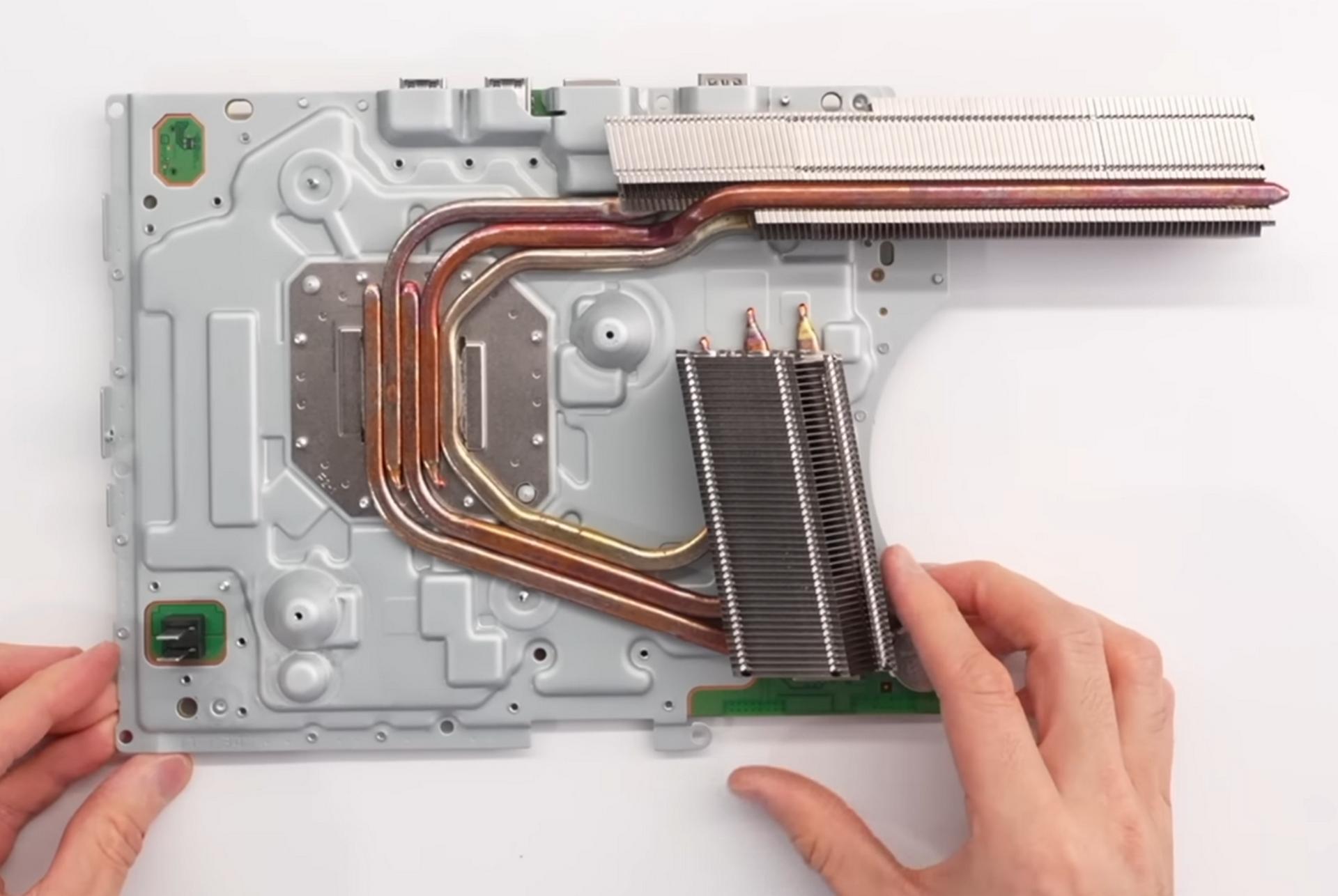 The PlayStation 5 Slim comes with a different cooler | Club386