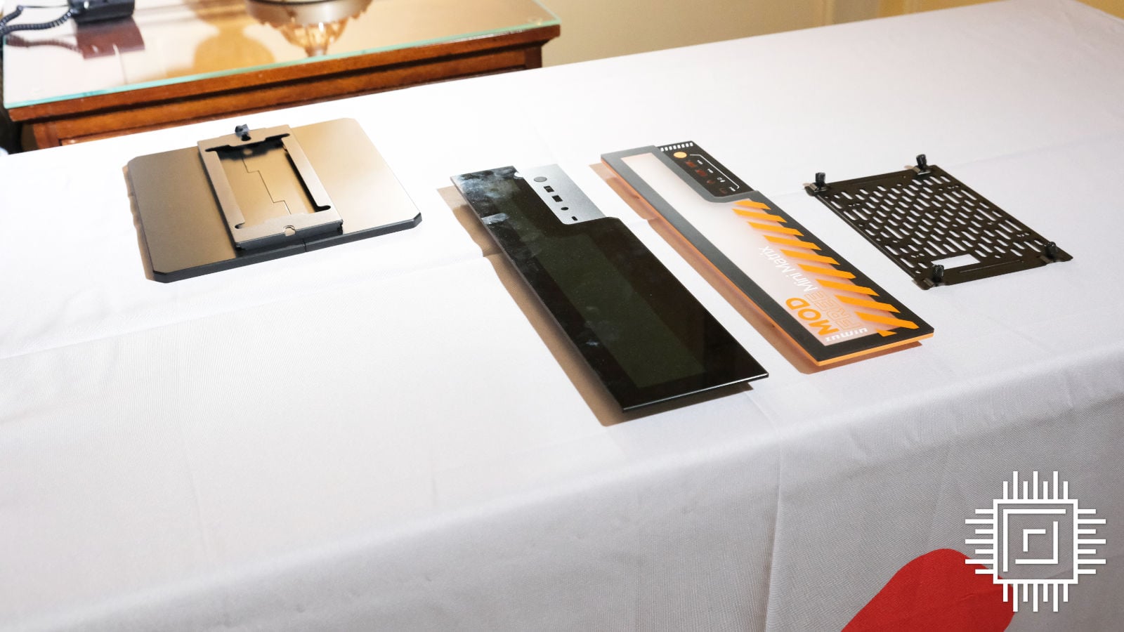 InWin lets you go mini or beefy with its ModFree cases | Club386