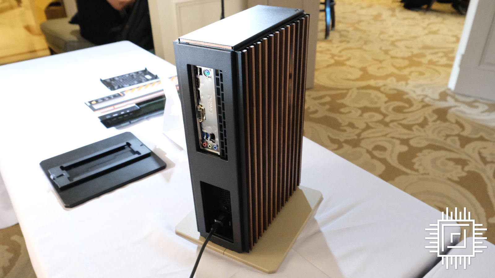 InWin lets you go mini or beefy with its ModFree cases | Club386