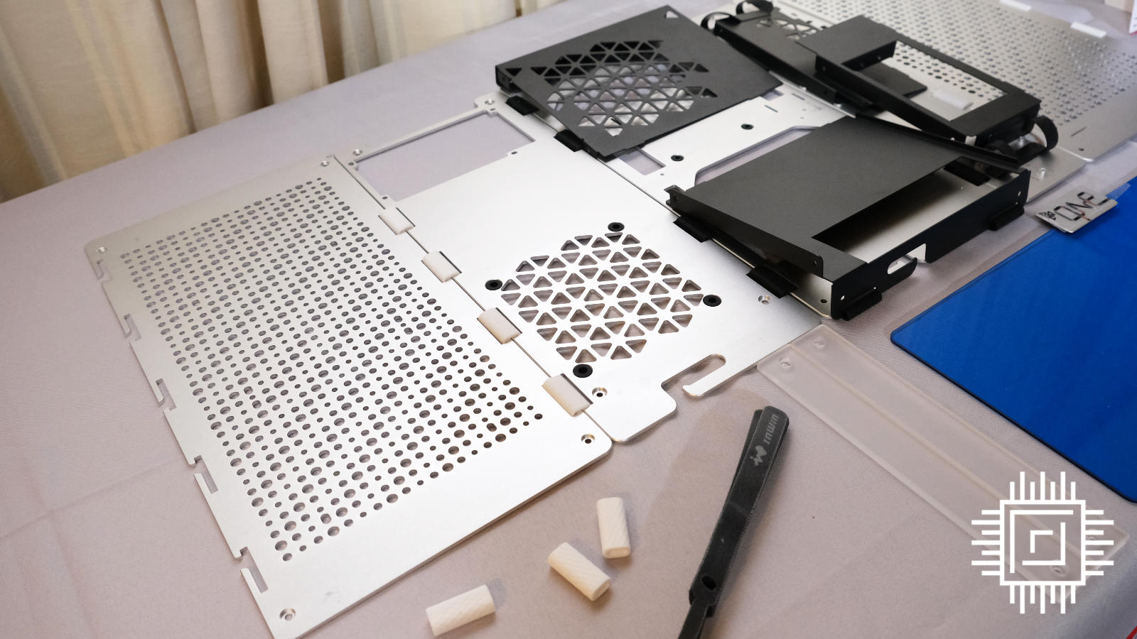 InWin's flatpack POC One is more versatile than ever before | Club386