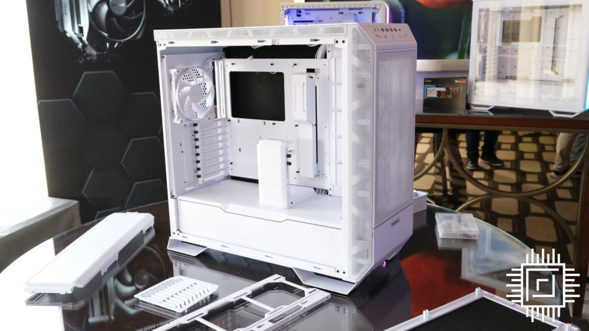 be quiet! Dark Base Pro 901 and Dark Base 701 pictured in white | Club386