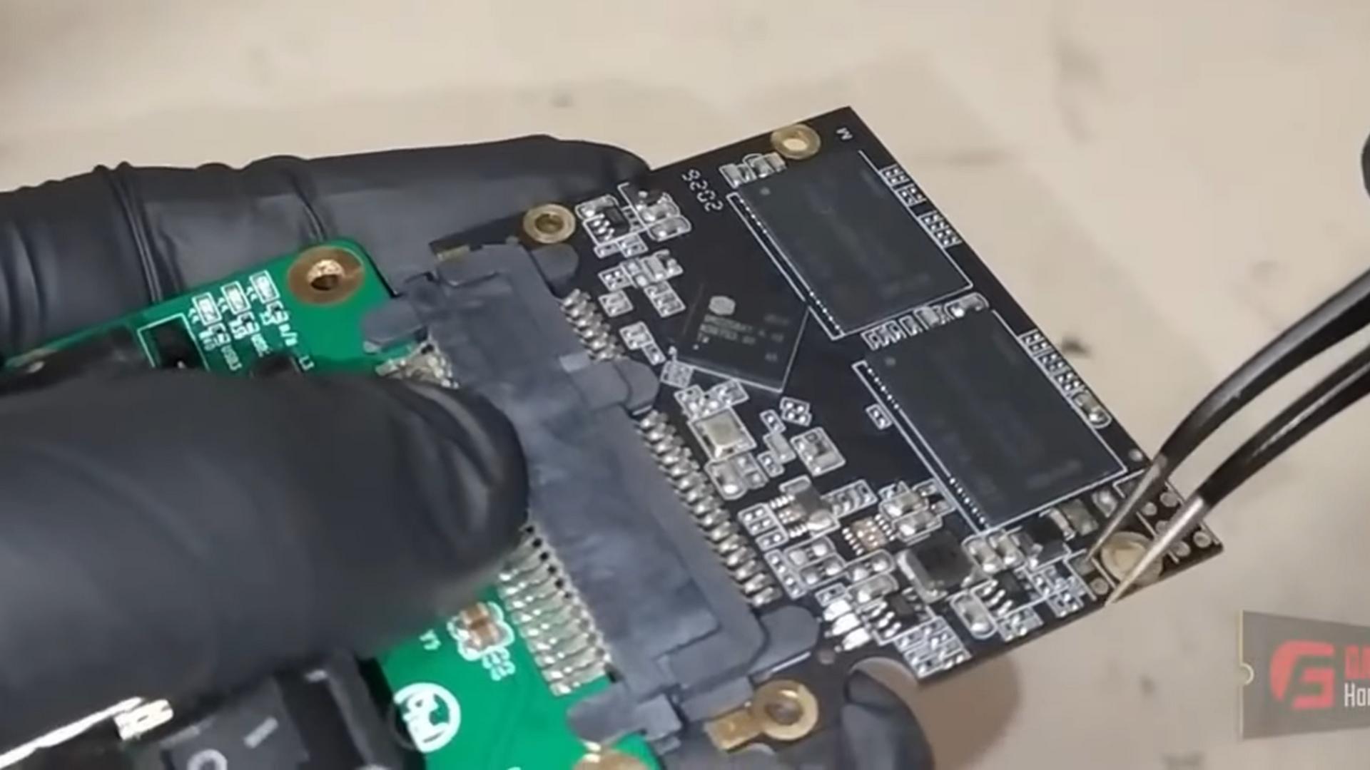 SLC SSD mod makes a Crucial QLC drive 3,000% better