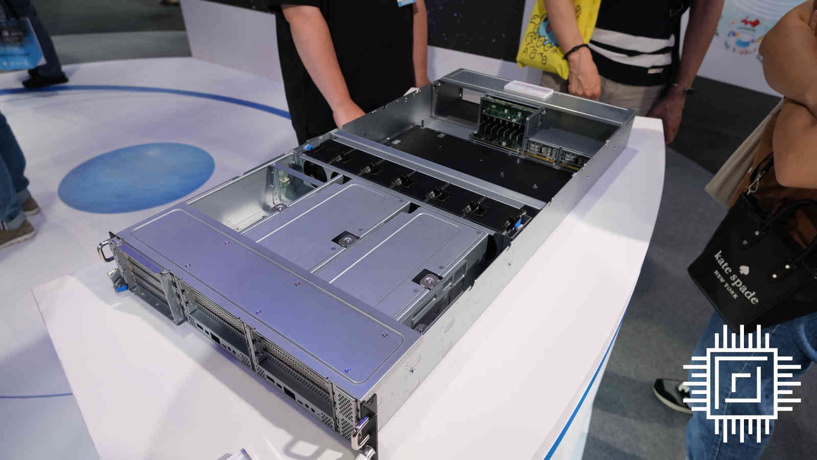 InWin makes it rain inside its AI servers