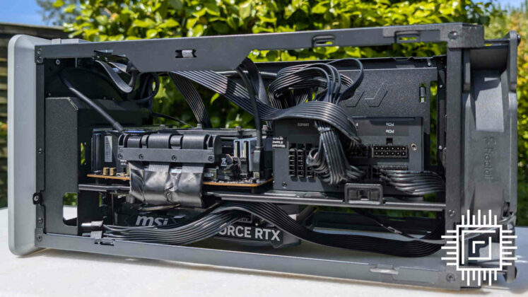 Fractal Design Mood review: making the case for fabric | Club386