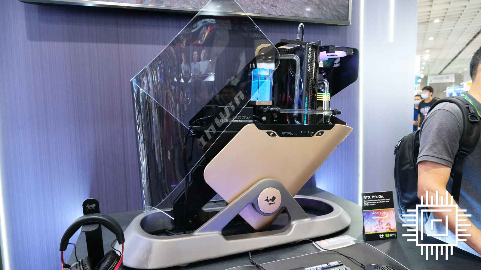 InWin cradles its Infinite open tower like a baby for DIY building ...