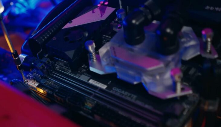 Cooler Master's standalone Sneaker X case runs a hefty £760 price | Club386