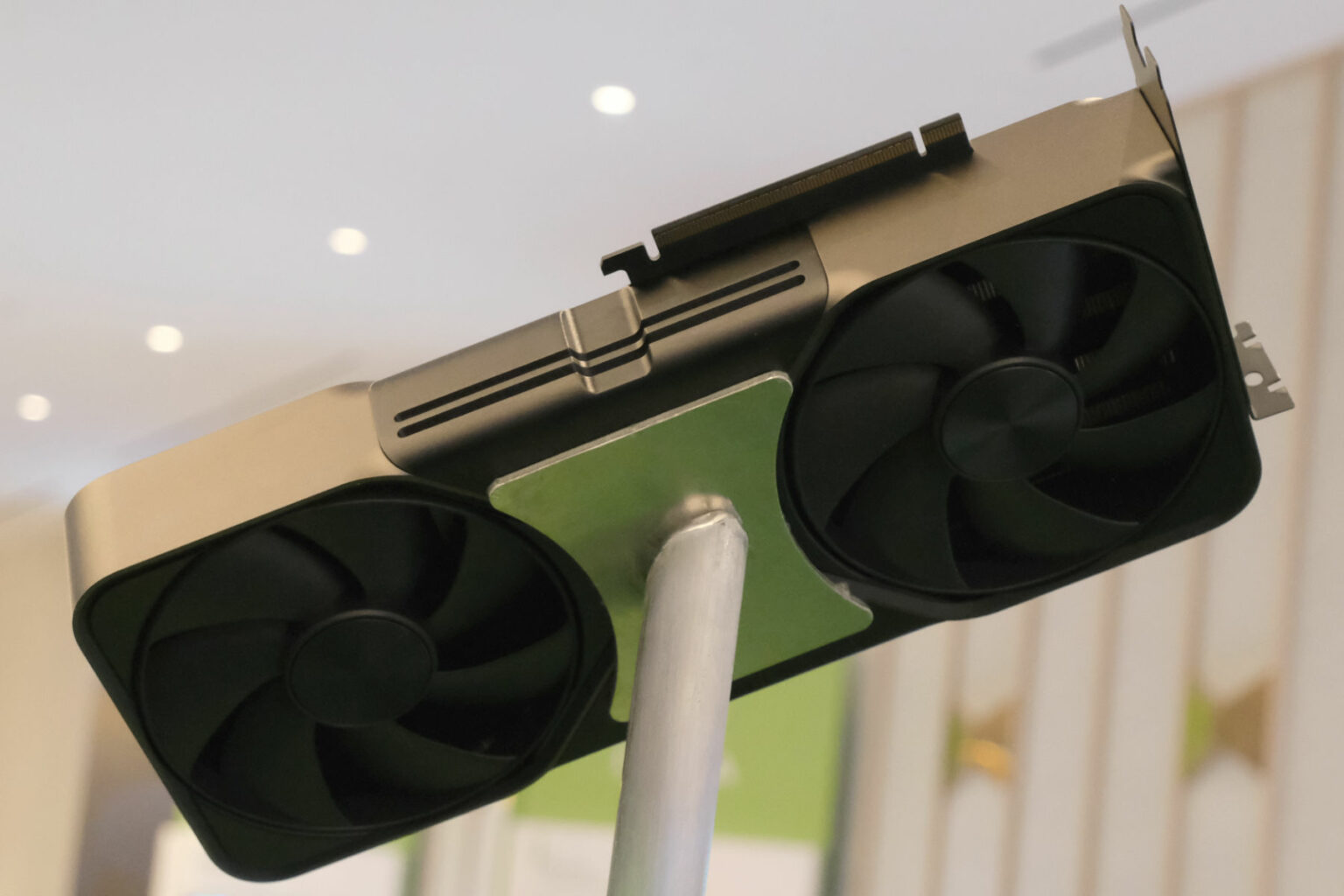Nvidia RTX 5090 will have 32Gb/s GDDR7 mods via RTX 5080