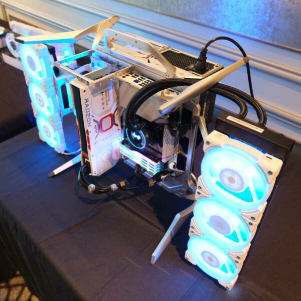 InWin Shift chassis is ready to land on your desk | Club386