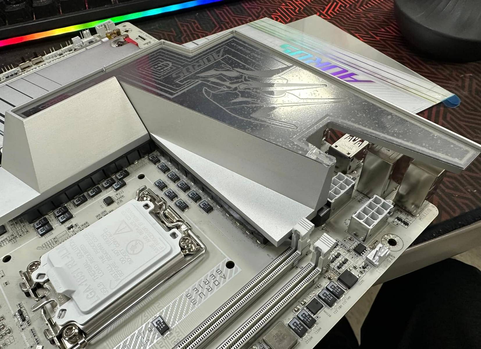 Meet Z890 Aorus Tachyon Ice, Gigabyte's motherboard purpose-built for ...