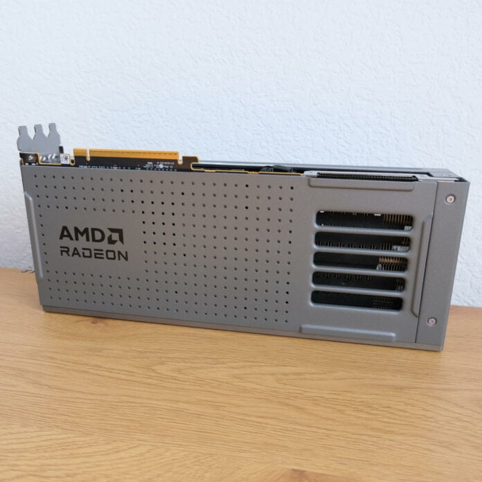 Sapphire Nitro+ Radeon RX 9070 XT review: midrange maestro | Club386