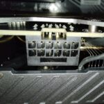 12V-2x6 power cable melts on Nvidia GeForce RTX 5070 | Club386