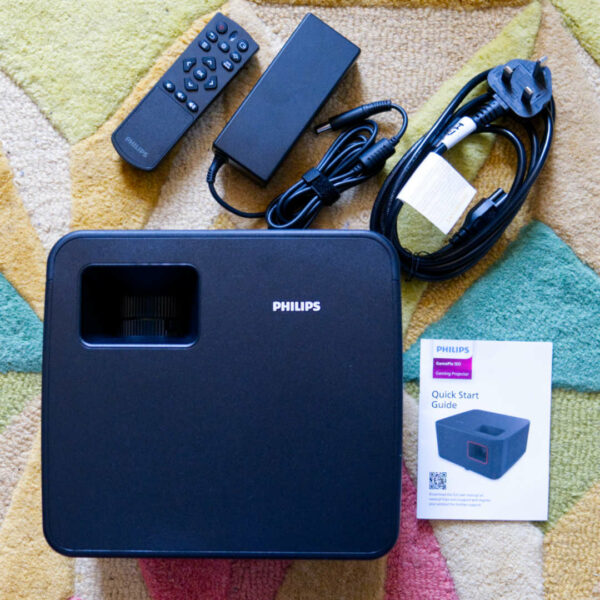 Philips GamePix 900 review: wall-sized gaming on a budget | Club386