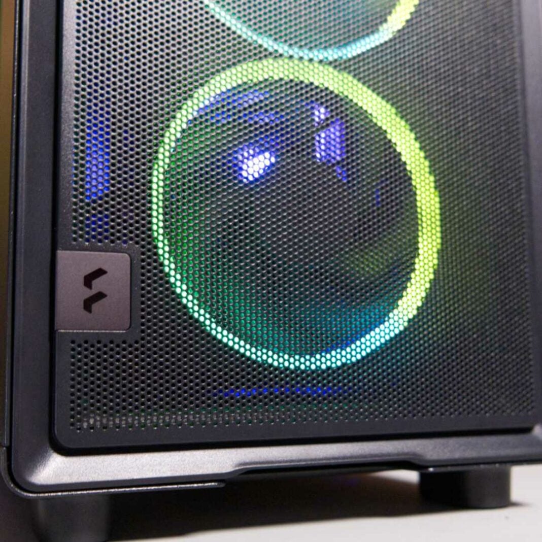 Fractal Design Epoch review: North's clean lines meet Meshify's airflow ...