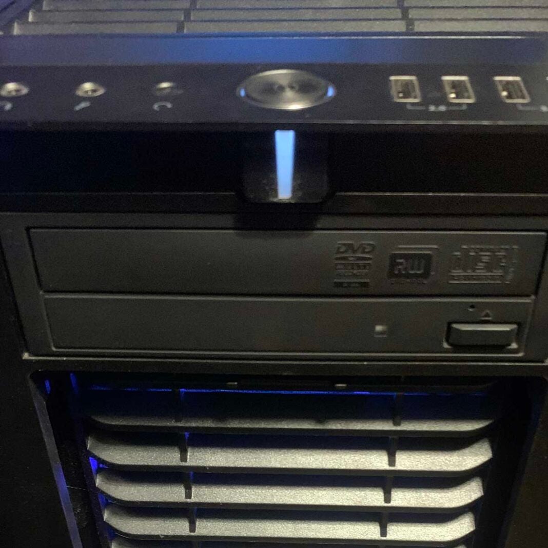 A call to PC case manufacturers – bring back 5.25in drive bays | Club386