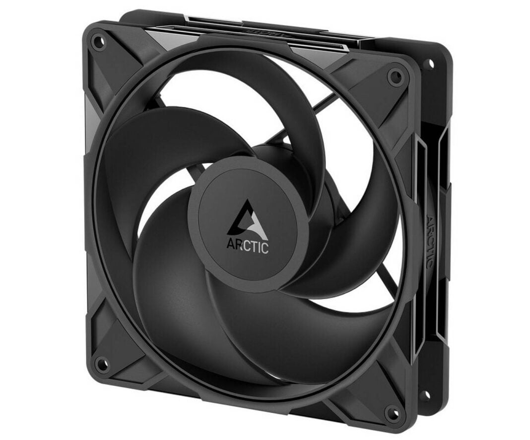 Arctic's new reversible 140mm fans look perfect for a fish tank PC case ...